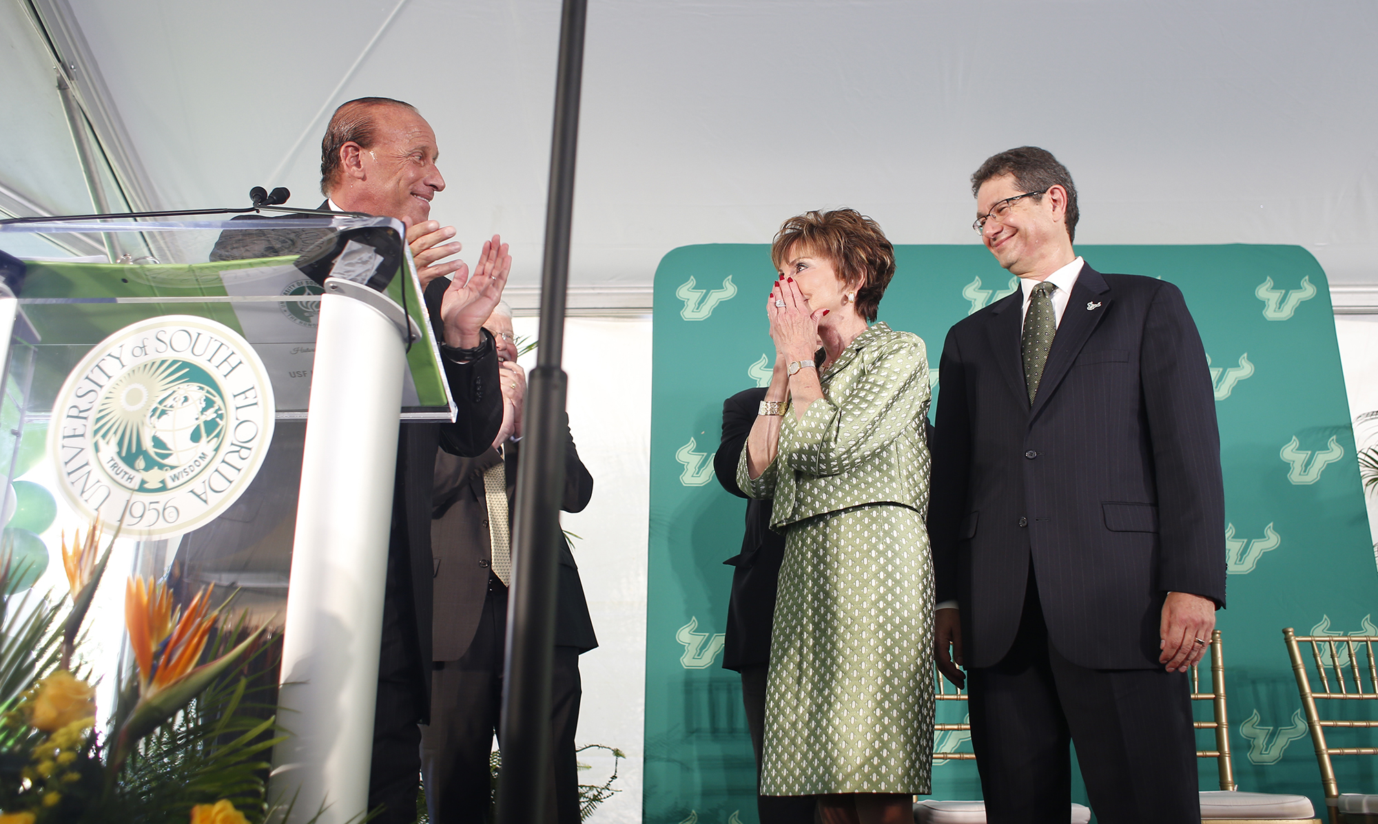 Judy Genshaft gives $20 million to USF to build a new honors college