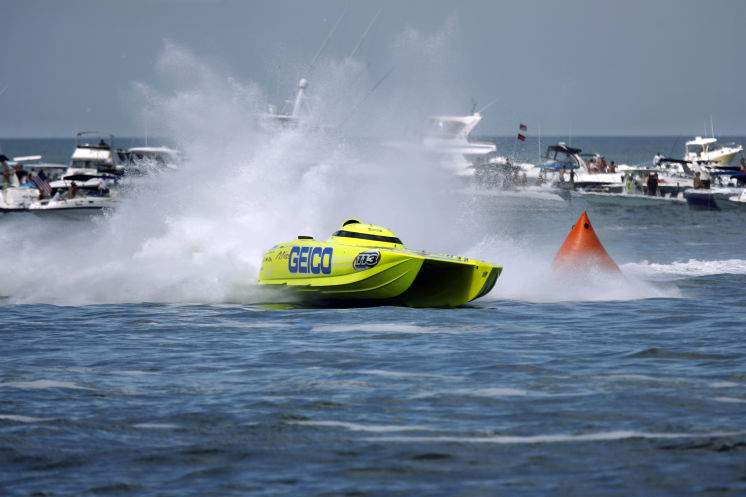 Miss Geico Wallpaper